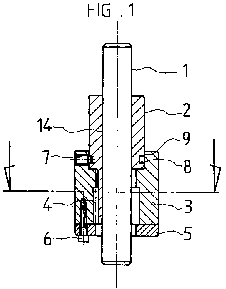 EP0889255A1 - Système de blocage d'un axe cylindrique par une came ...
